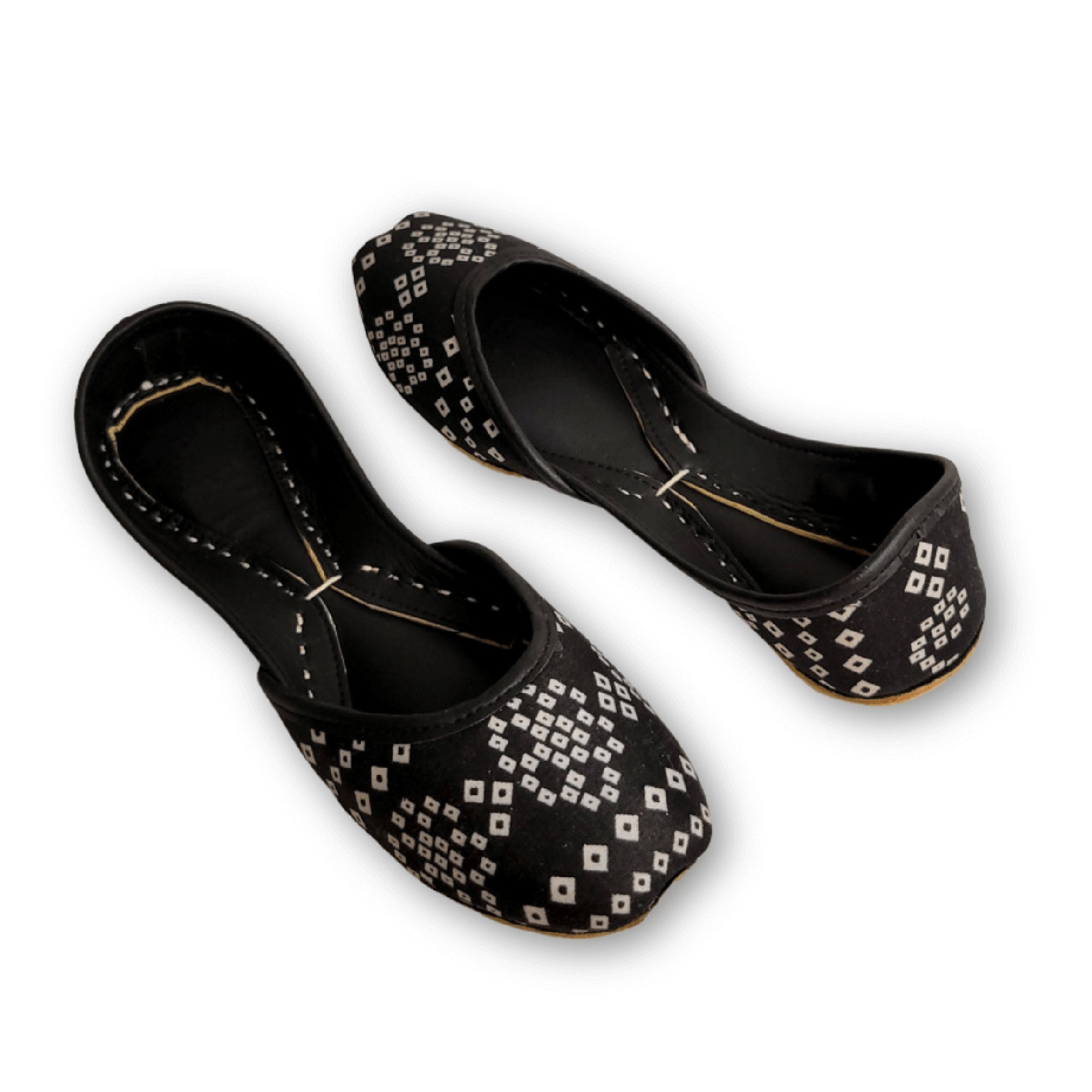 Soft Black Handmade Traditional Chunri Indian Pakistani Khussa Jutti ...