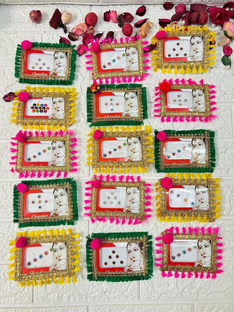 25-100 Pcs Decorated Bindi Packs Mehndi Favor Gifts, Mehendi Sangeet ...