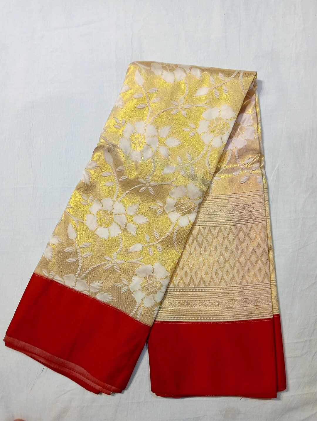 Pure Banarasi Silk Self Design Party Wear Wedding Wear Saree With ...