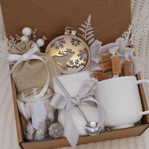 Winter Gift Box Best Friend, Christmas Gift, Holiday Gift Box for Women ...