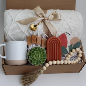 Sending You a Hug Gift Box, Mug Gift Set, Comforting Gift, Uplifting ...