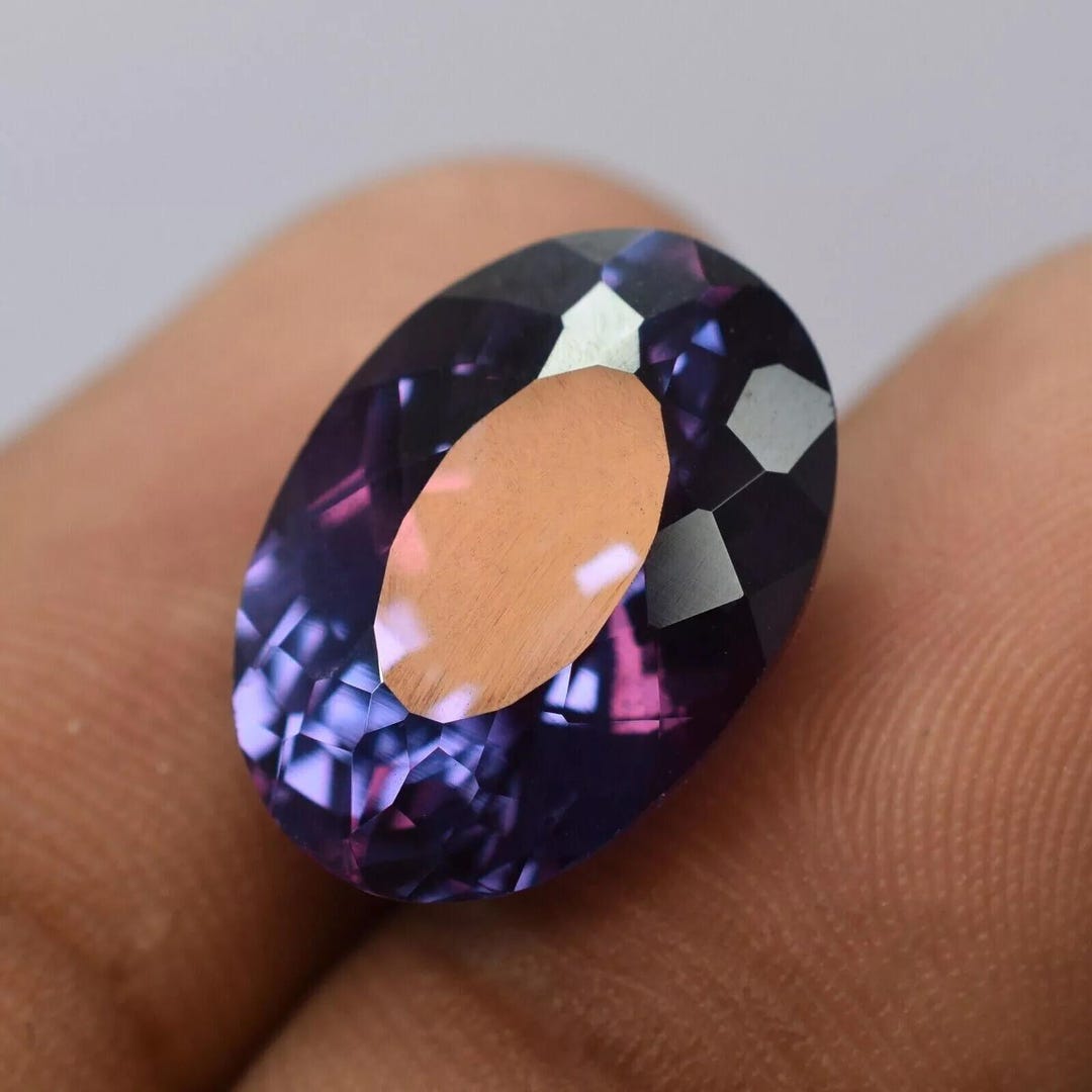 6 Carats Natural Alexandrite Oval Shape Facet Color Changing ...