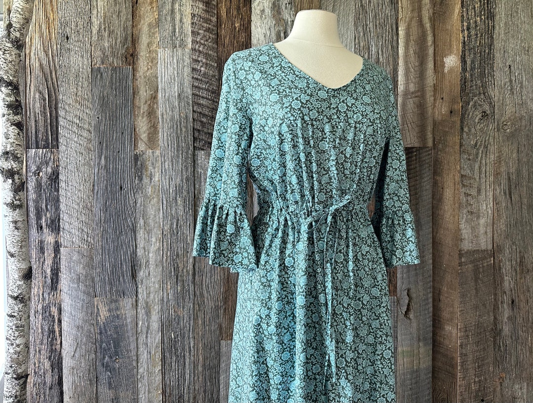 Prairie Dress Cotton Ruffles Liberty Fabrics Theprairiedress Pullover V ...