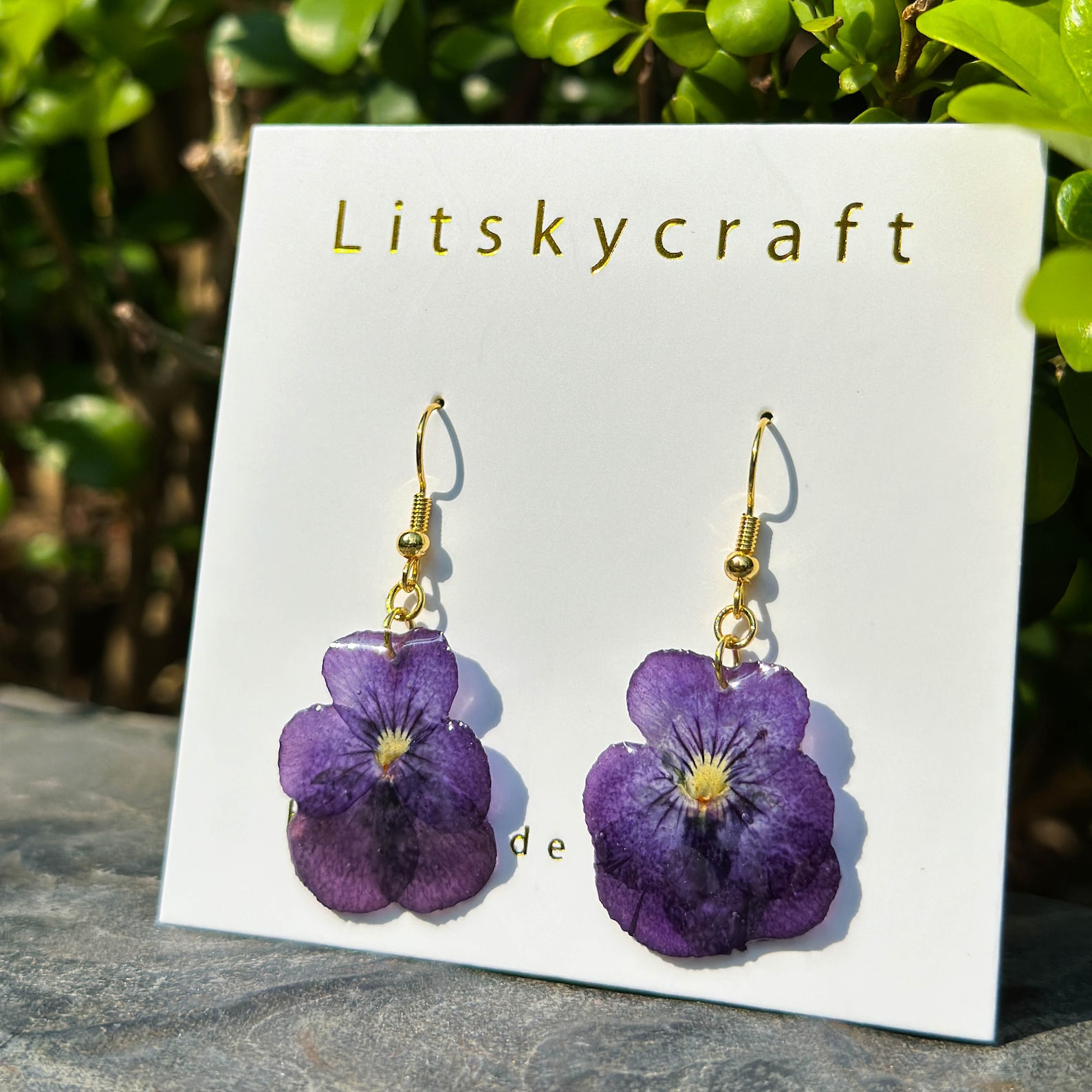 Handmade Resin Violet Flower Earrings, Pressed Real Flower Resin ...