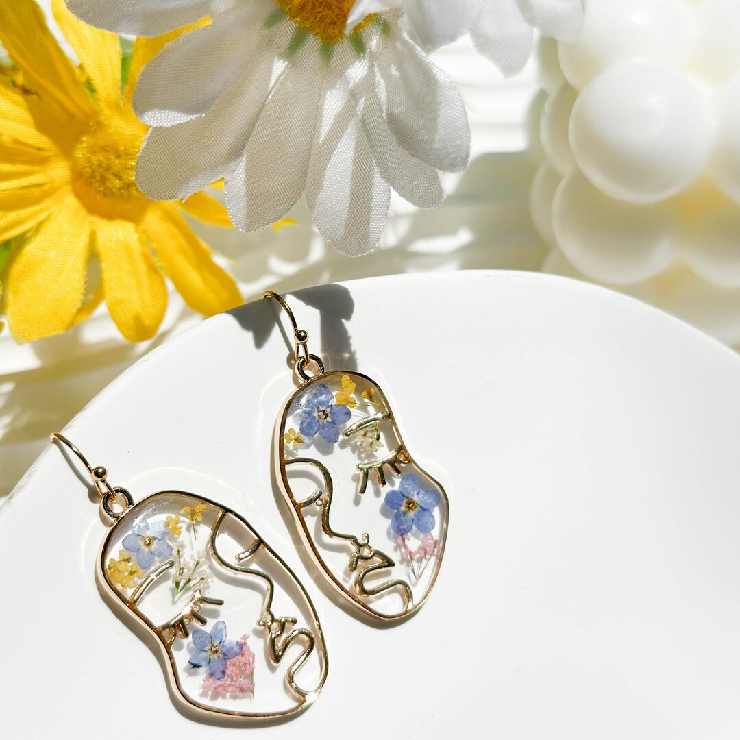 Forget Me Not Abstract Face Earrings, Real Flower Resin Earring ...