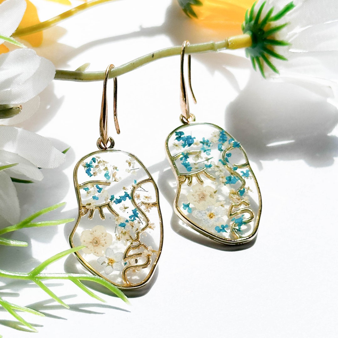 Abstract Face Earrings, Foget Me Not Real Flower Resin Earrings ...