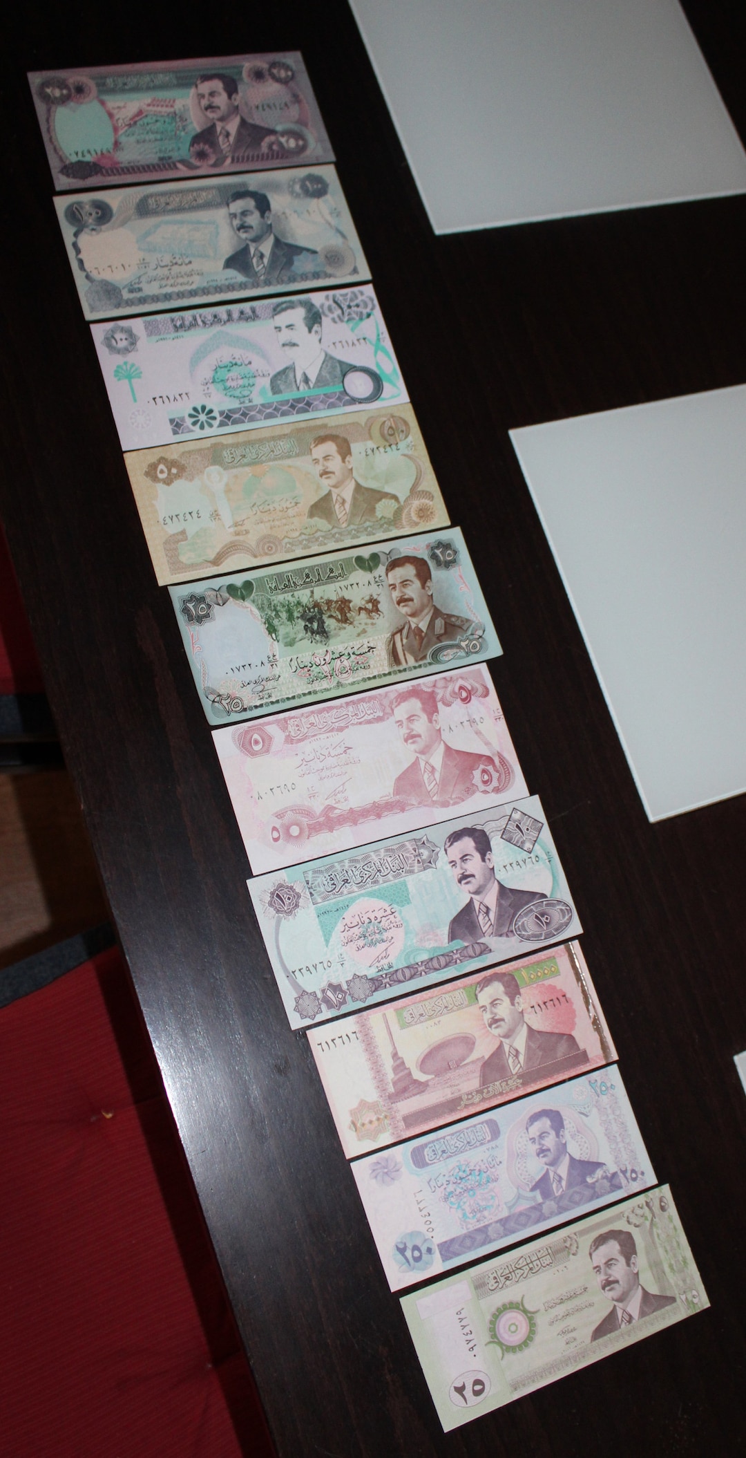 Iraq. Lot of 10 Saddam Hussein Banknotes, in Extremely Fine Condition ...