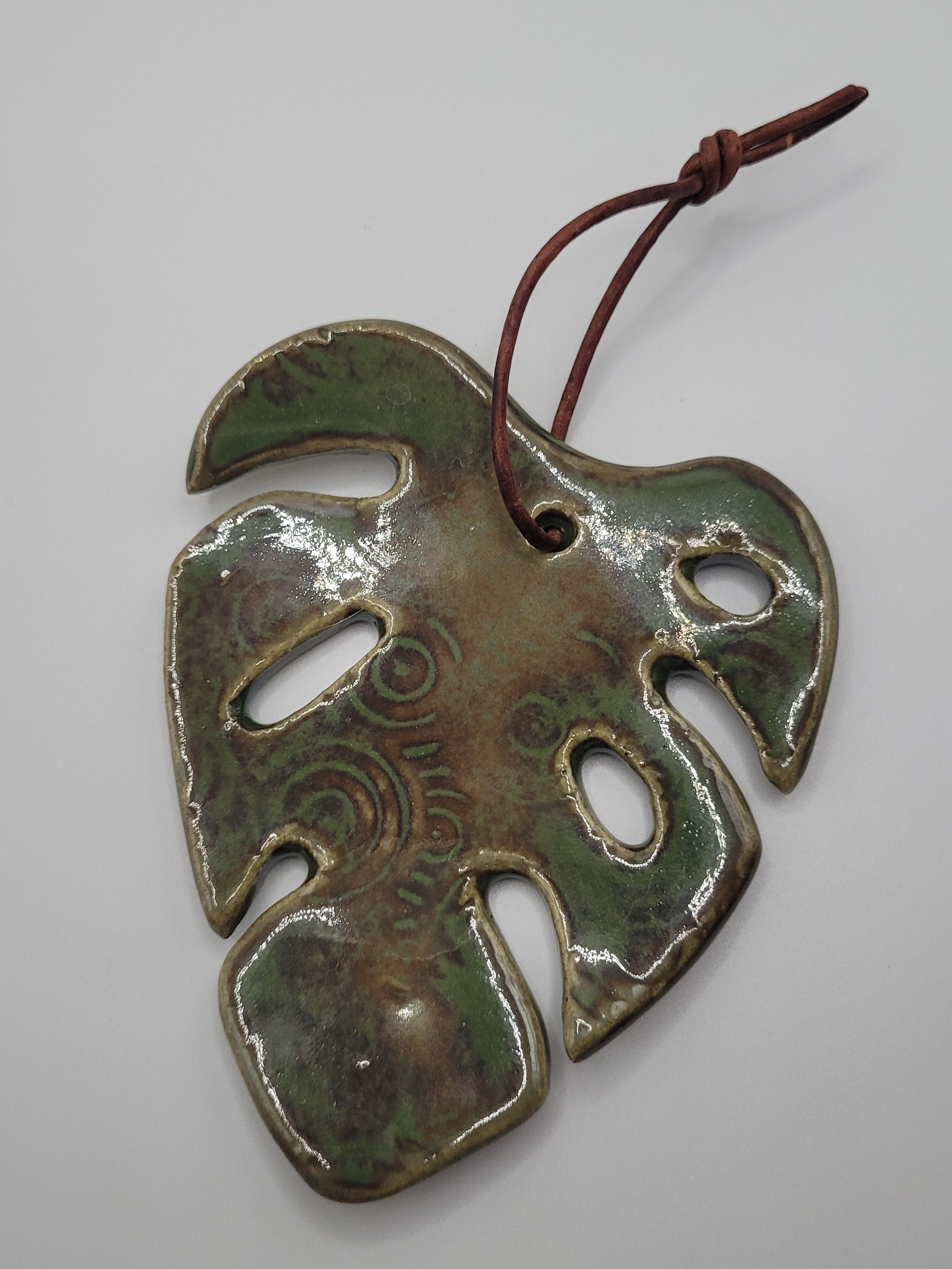 Monstera Leaf Ceramic Dish / Wall Hanging - Etsy