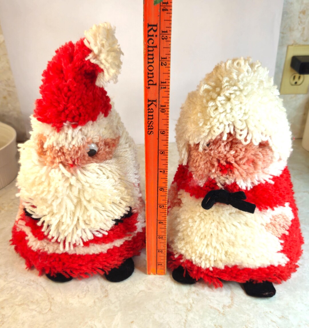 Vintage Jolly Santa and Mrs Claus Latch Hook Rug Christmas Grandmacore ...