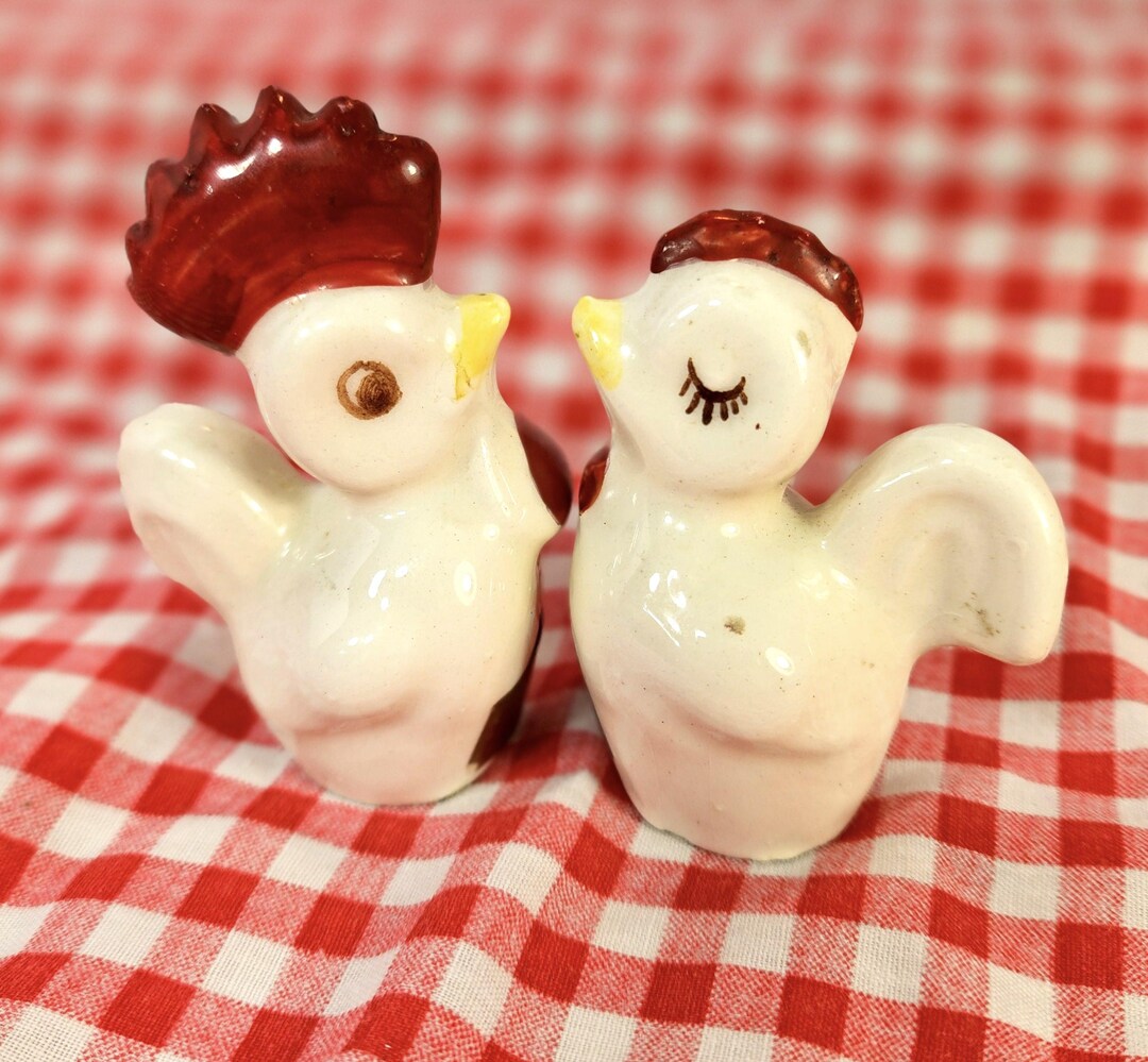 Vintage Anthropomorphic Rooster and Hen Salt & Pepper Shakers ...