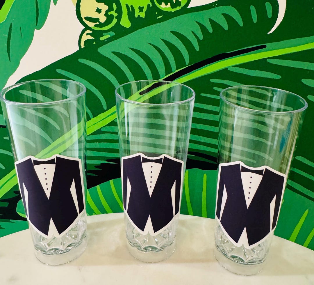 Tuxedo Shot Cups: Groomsmen Proposal Gift, Bachelor Party Favor - Etsy