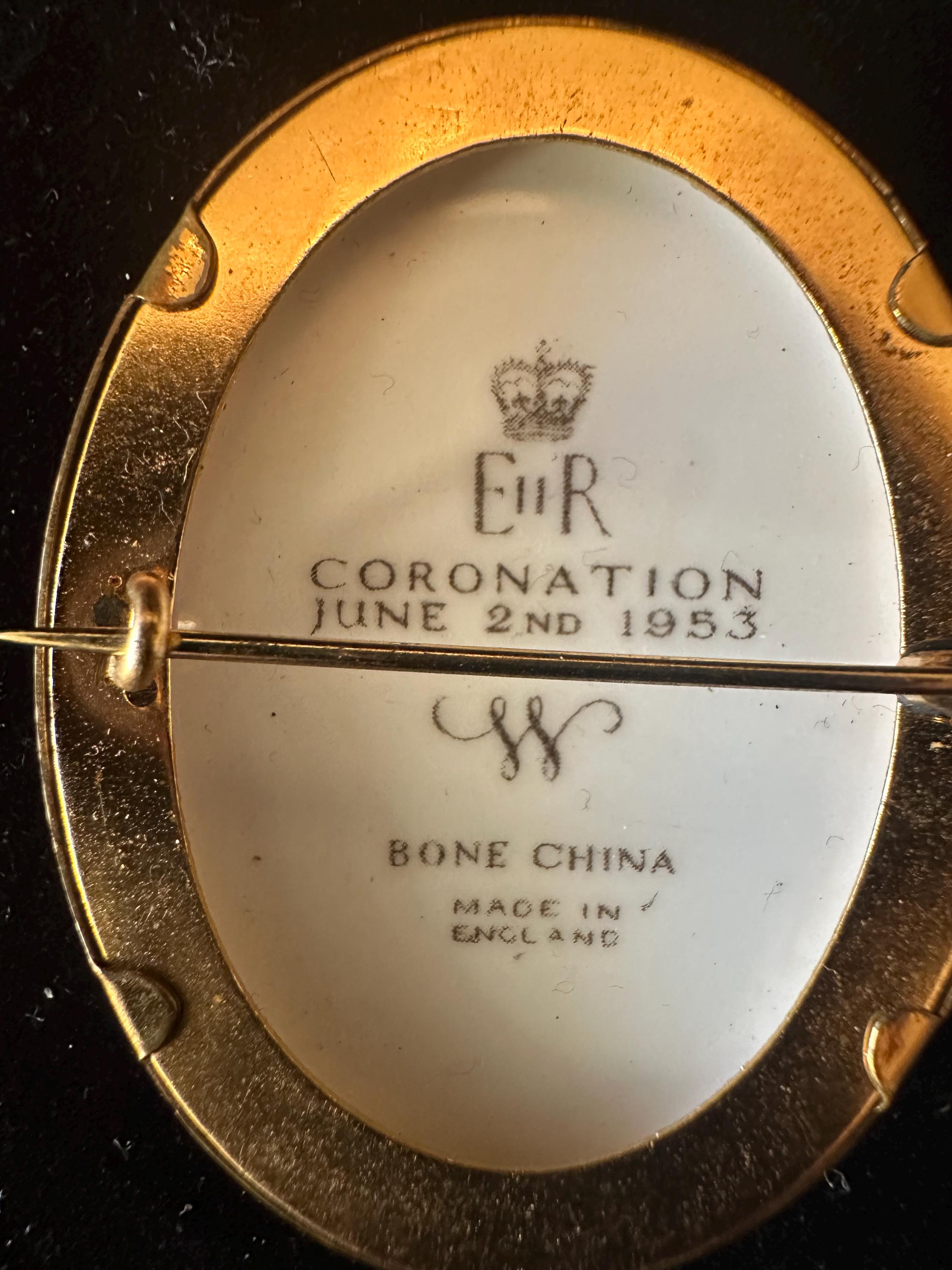 Royal Worcester Bone China Queen Elizabeth II Royal Coronation Brooch ...