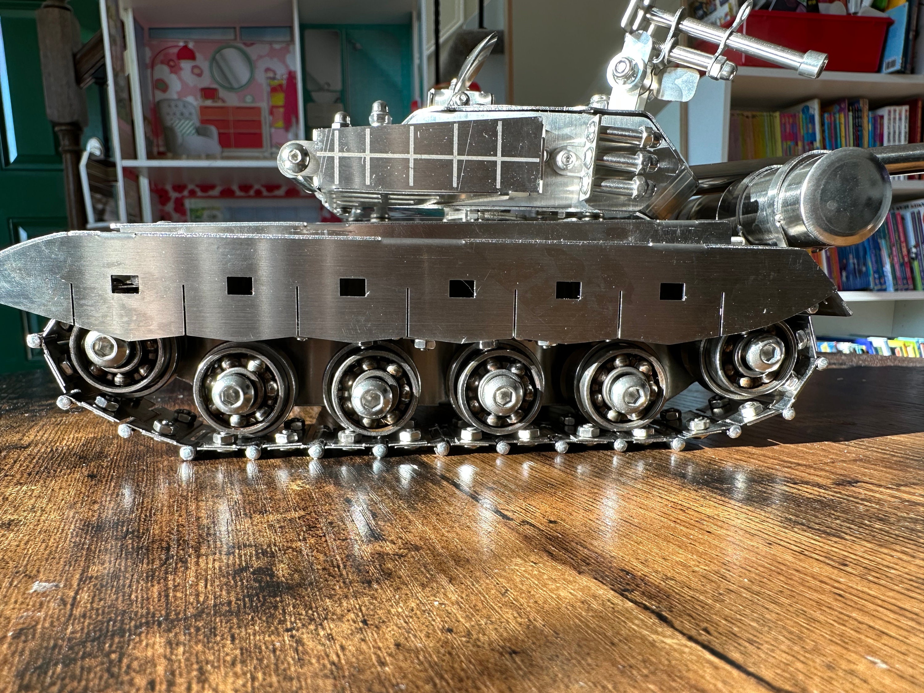 Handmade Fancy Stainless Steel Heavy Sophisticated Tank Model Tank With ...