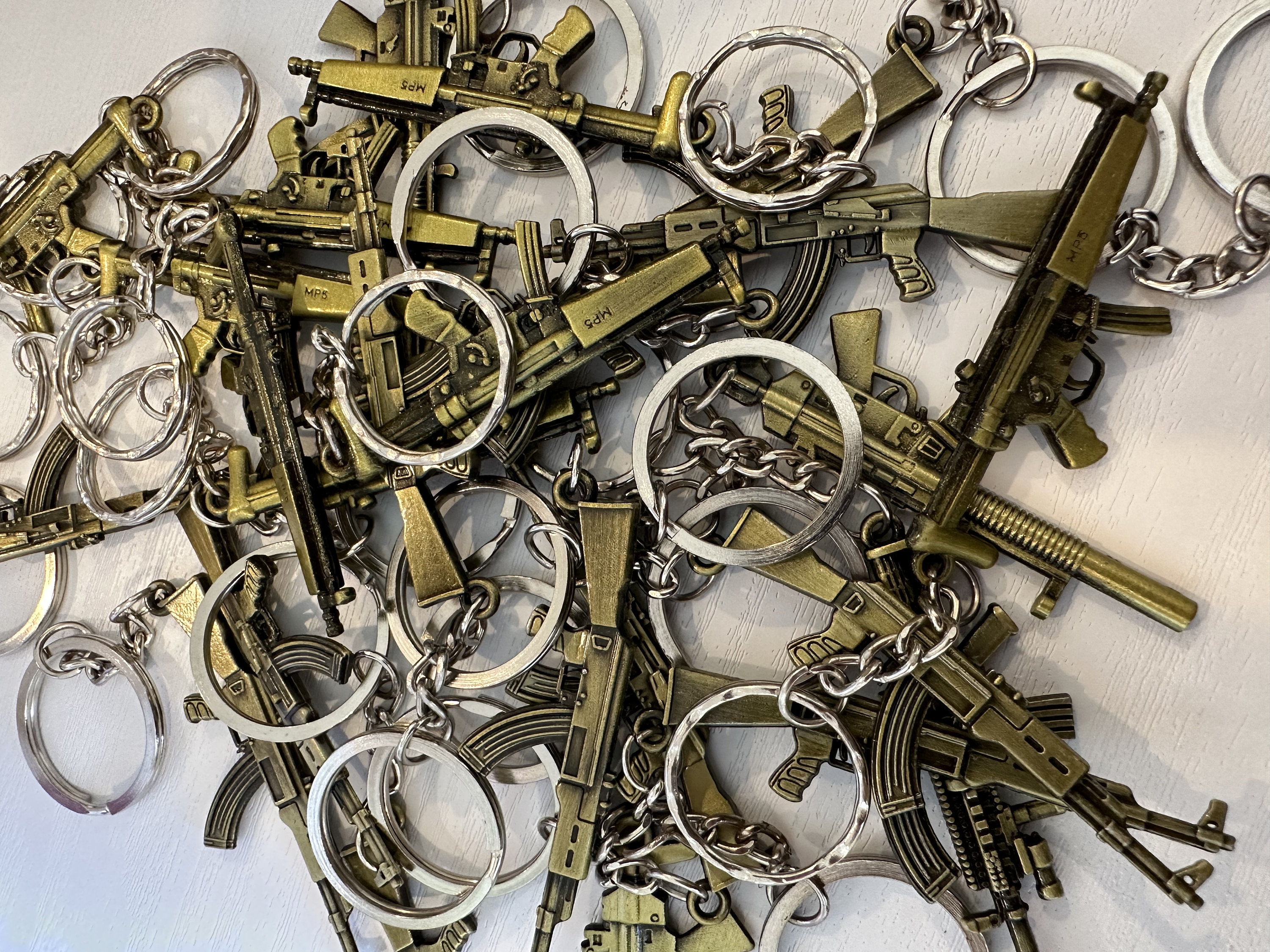 Handmade Metal Firearms M4A1 AK47 MP5 and More Keychain Gift Idea ...