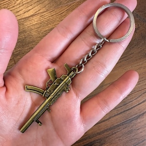 Handmade Metal Firearms M4A1 AK47 MP5 and More Keychain Gift Idea ...