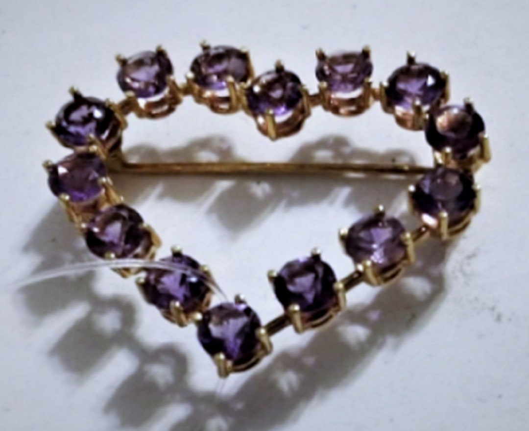 Vintage 18K 750 Y Gold Open Heart Pin Brooch W15 Prong Set Amethyst ...