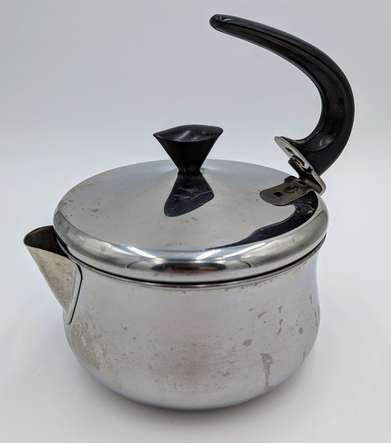 Farberware Stainless Steel Teapot, Tea Kettle Offset Swoop Handle Model ...