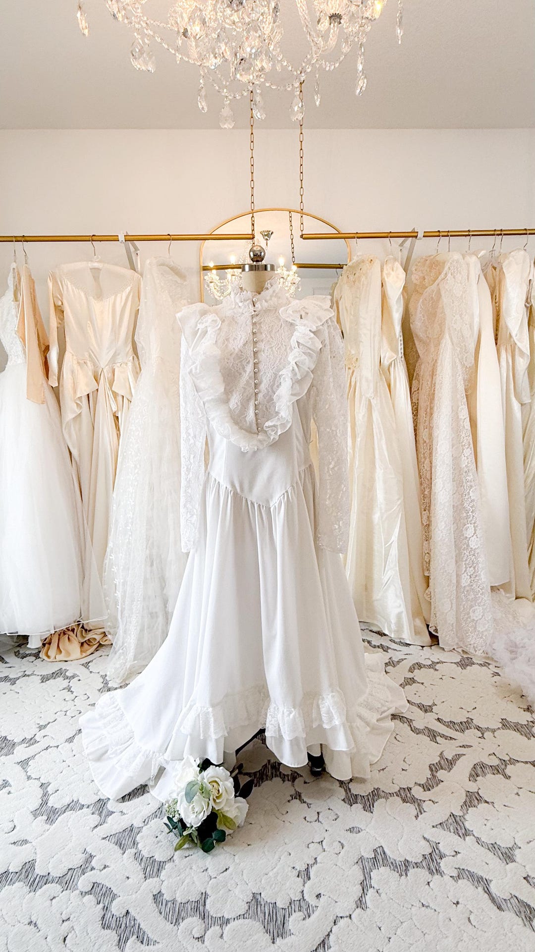 Vintage Country, Western, Cottage Core , White Ruffle and Lace Wedding ...