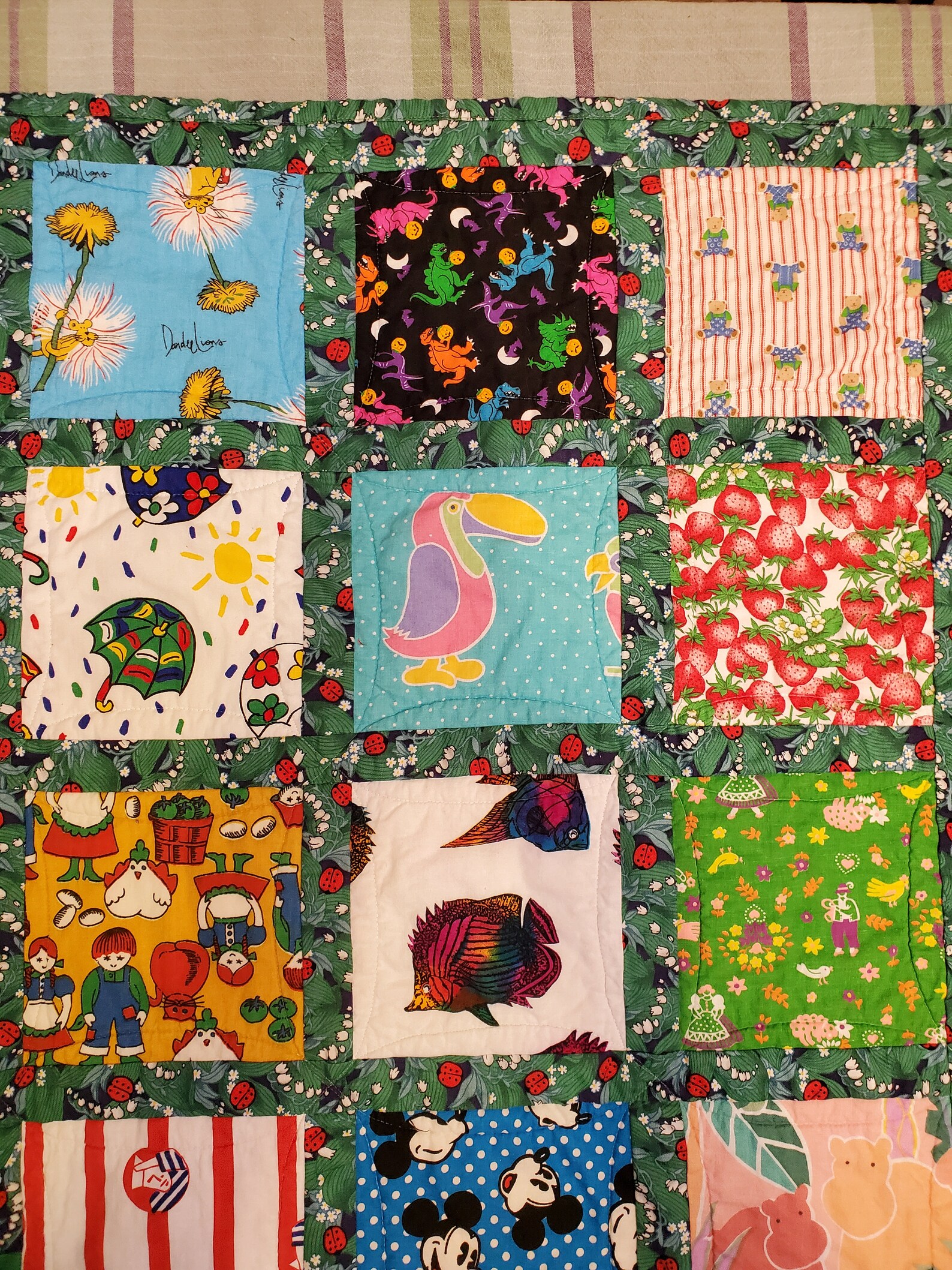 I Spy Ladybugs Handmade Baby Quilt, Retro Fabrics - Etsy