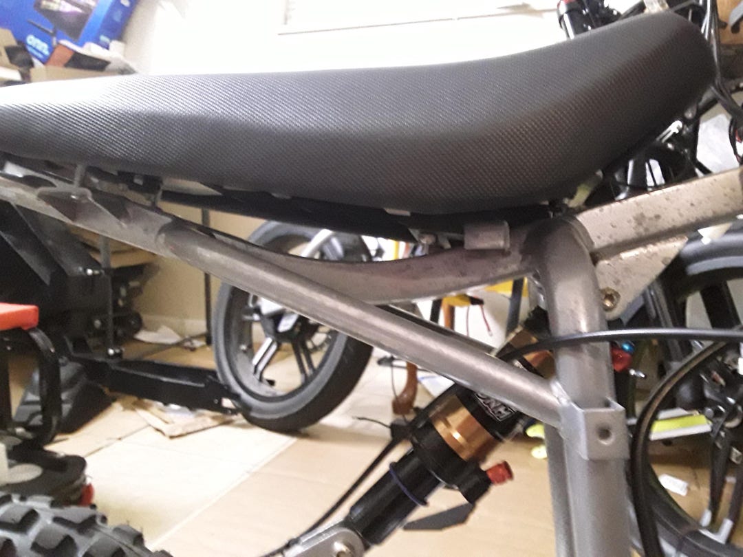 Sx500 Surron Seat Mount Metal Plates Plastic Spacers - Etsy