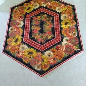 Beautiful Fall Color Table Topper, Handmade Gift, Triangle Frenzy ...