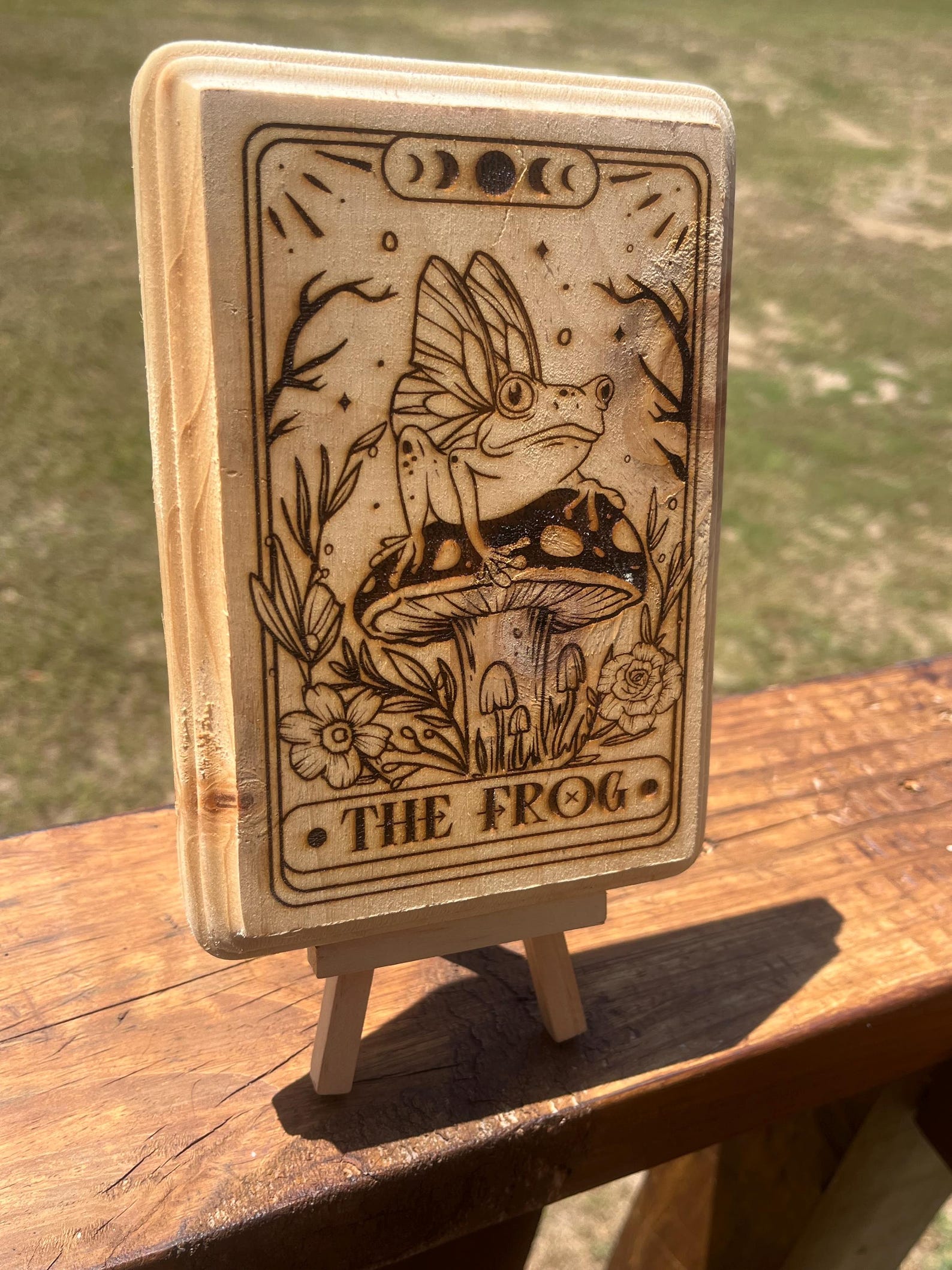Tarot Card Wood Engraving-the Frog - Etsy