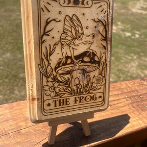 Tarot Card Wood Engraving-the Frog - Etsy