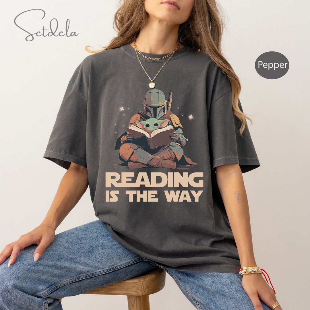 Mandalorian Baby Yoda Teacher Reading Comfort Colors Shirt, Funny Star ...