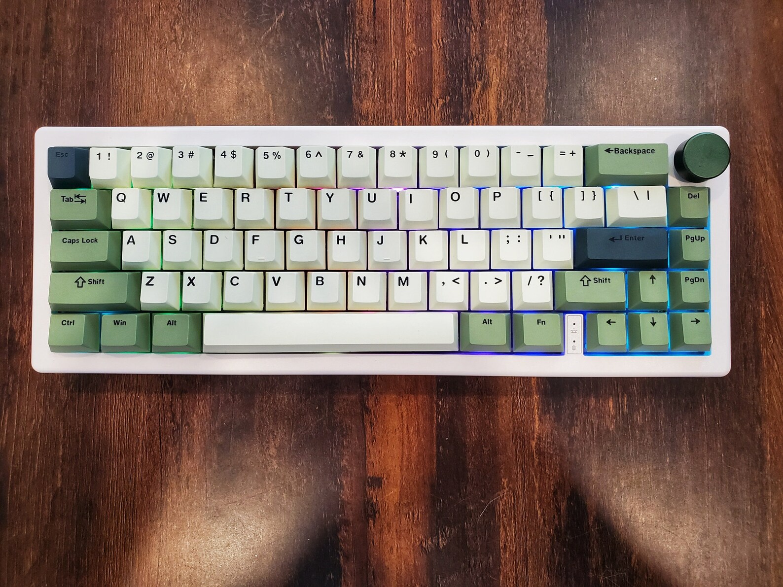 GMK67 65% Keyboard With Banana Split Switches - Custom Mods - Green ...