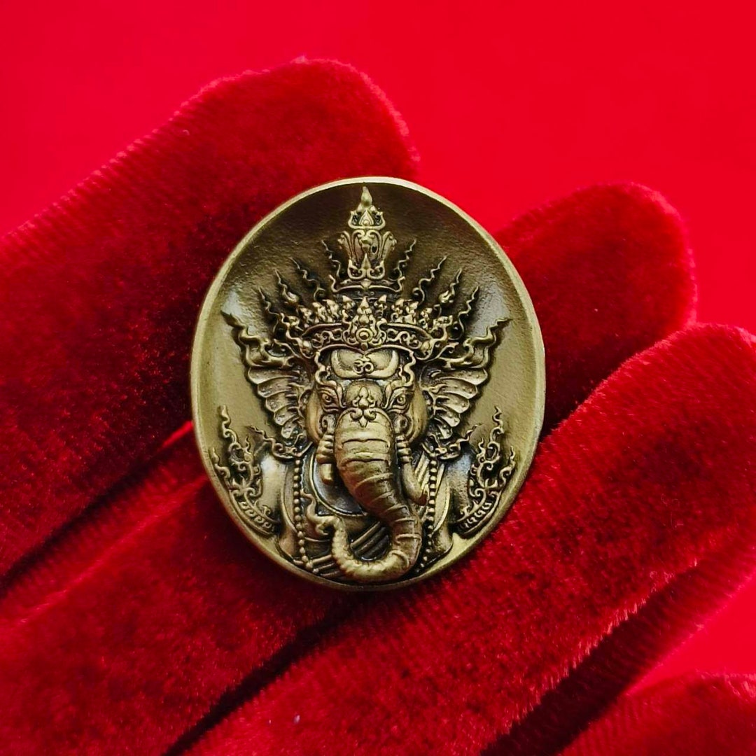 Pra Pikanes Ganesh Amulet God of Hindu Success Thai Hindu Jewelry ...
