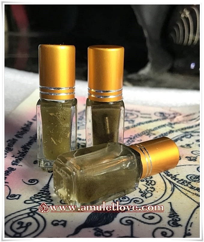 Powerful Spiritual Mystical Oil nam Man Prai 6 Nang Powerful Attraction ...