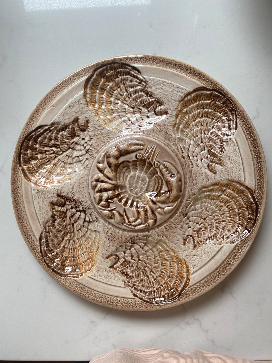 Sarreguemines 1950s Oyster Plates, Brown and White Fitting 6 Oysters ...