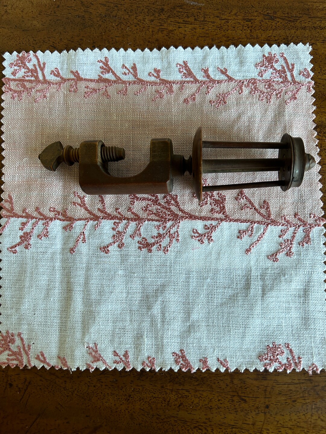 Antique Wooden Table Clamp Thread Winder. Lovely Item in Working Order ...