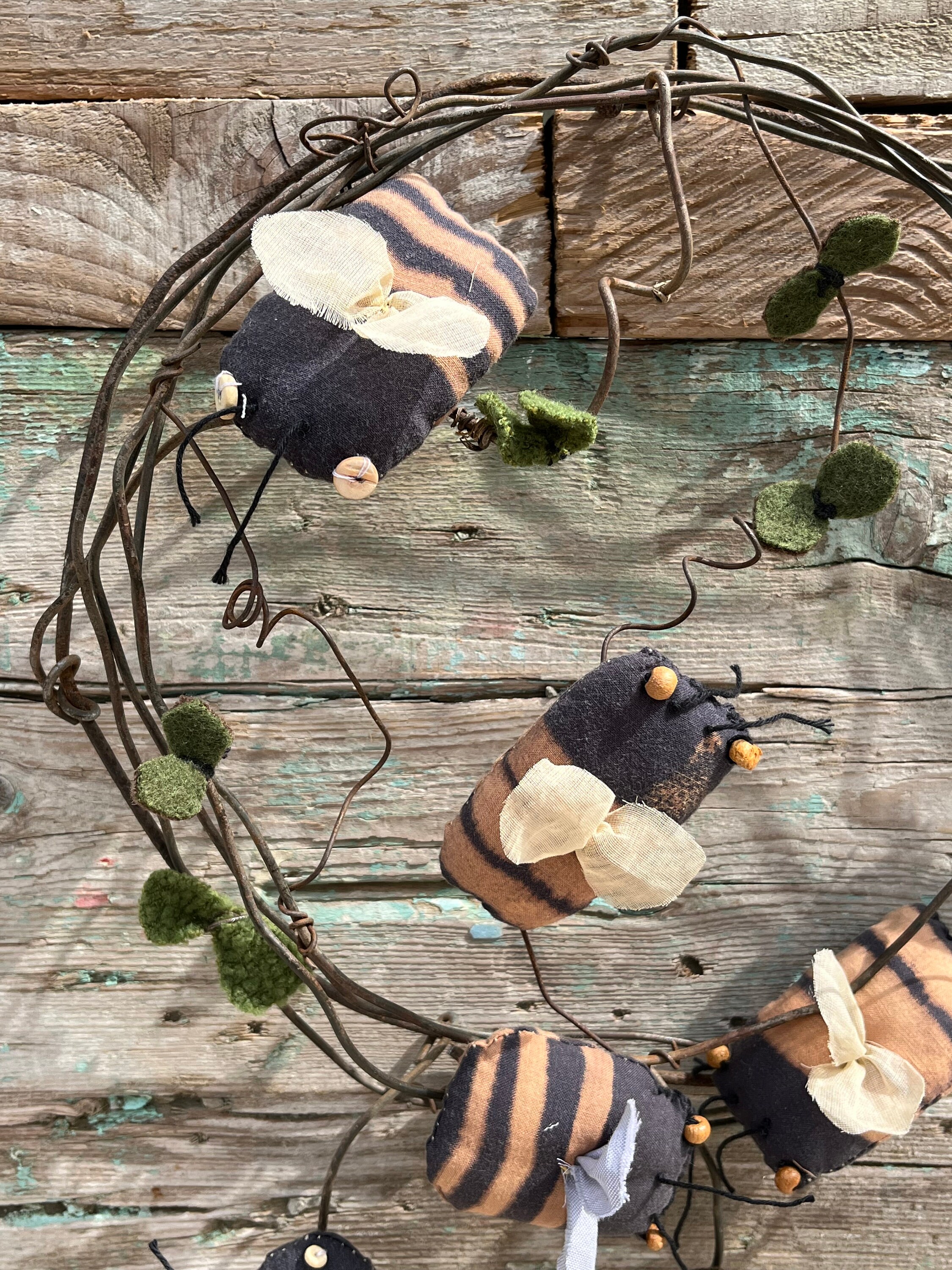 Mini Bees Hand Sewn Rag Doll Wire Wreath / Bee Animal Art Doll - Etsy