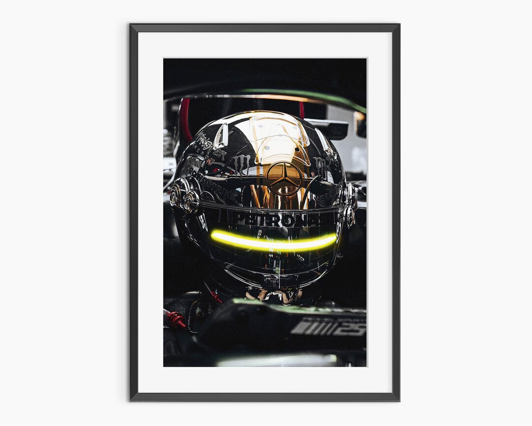 Lewis Hamilton Helmet, Formula One Poster, Japanese GP, Formula 1 ...