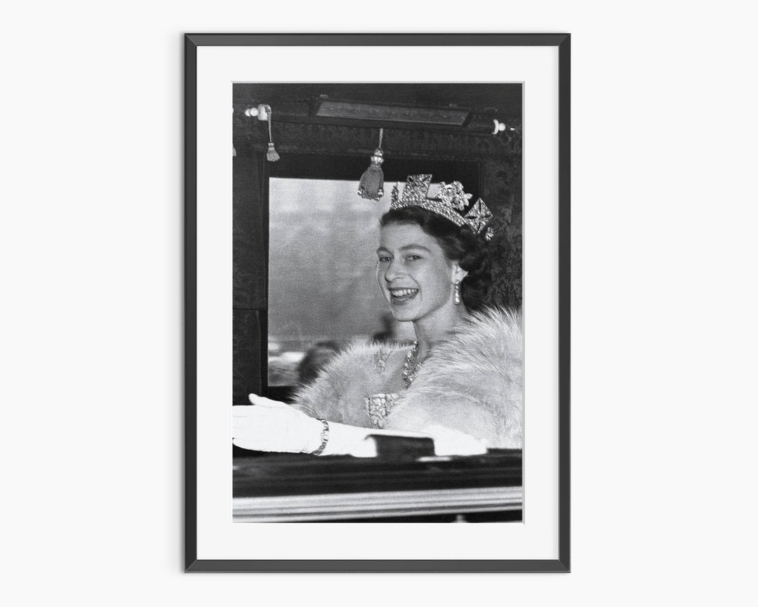 Young Queen Elizabeth, Opening State Parliament, Photography Print ...
