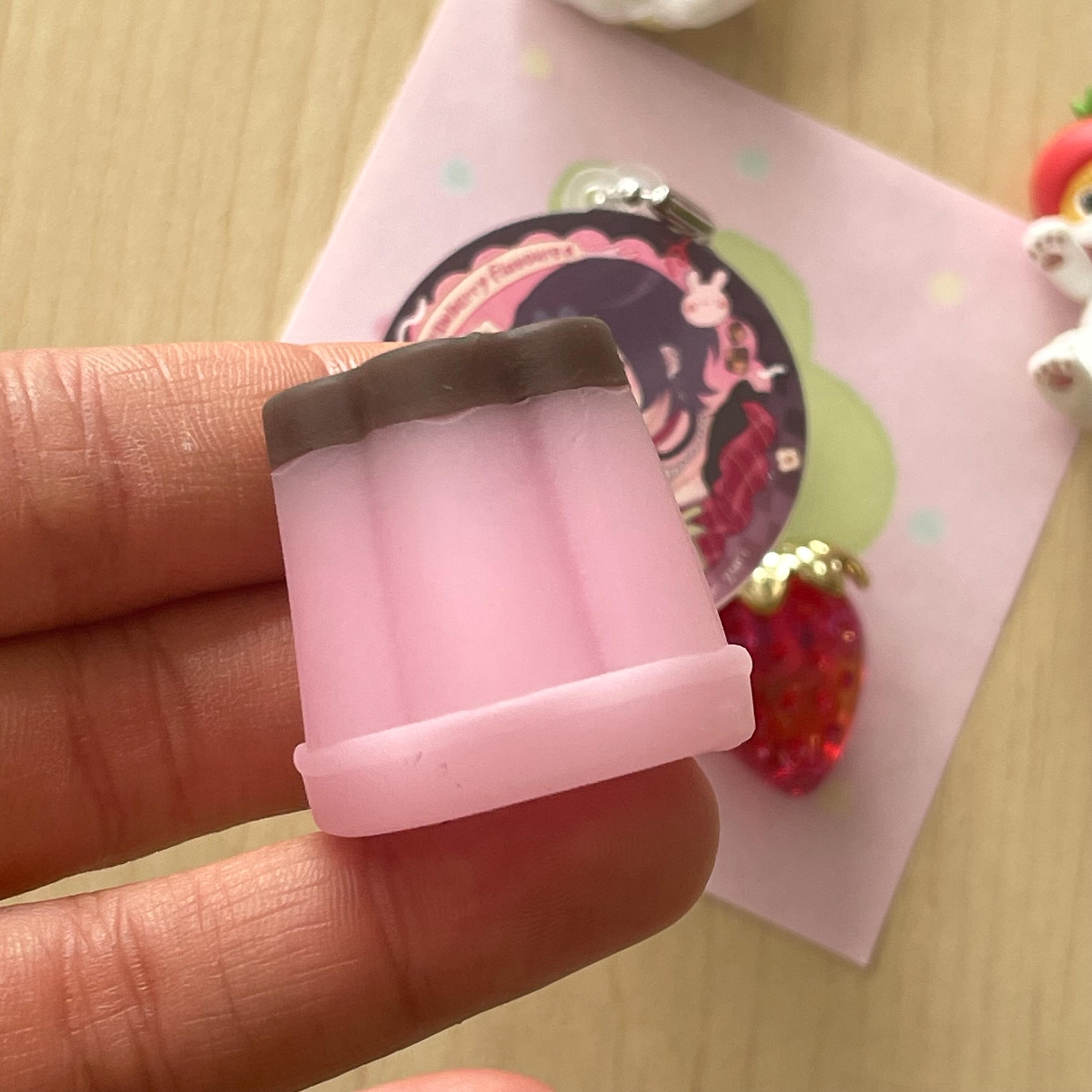 Unofficial Nana Pudding Cup Squishes | IVANTILL | Keychains Accessories ...
