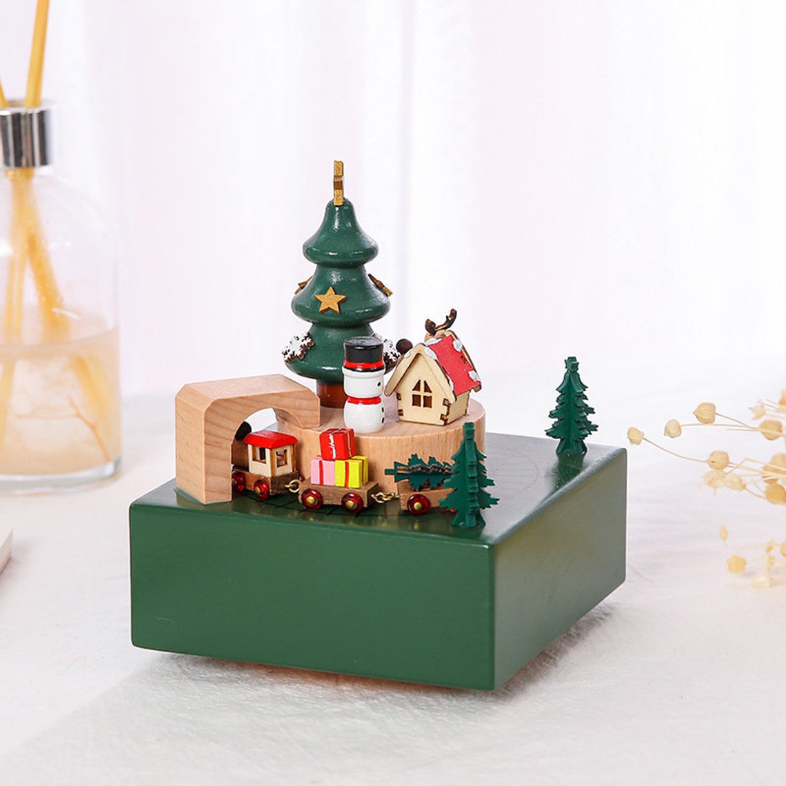 Creative Gift Birthday Present Music Box Christmas Gift Christmas Train ...