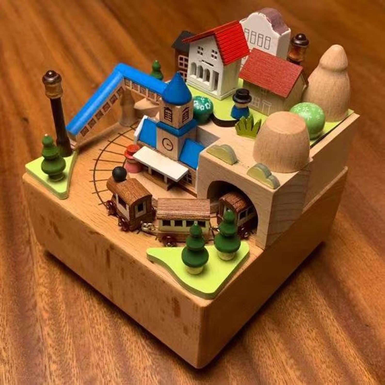 New Year's Gift Creative Gift Birthday Present Music Box Country Train ...