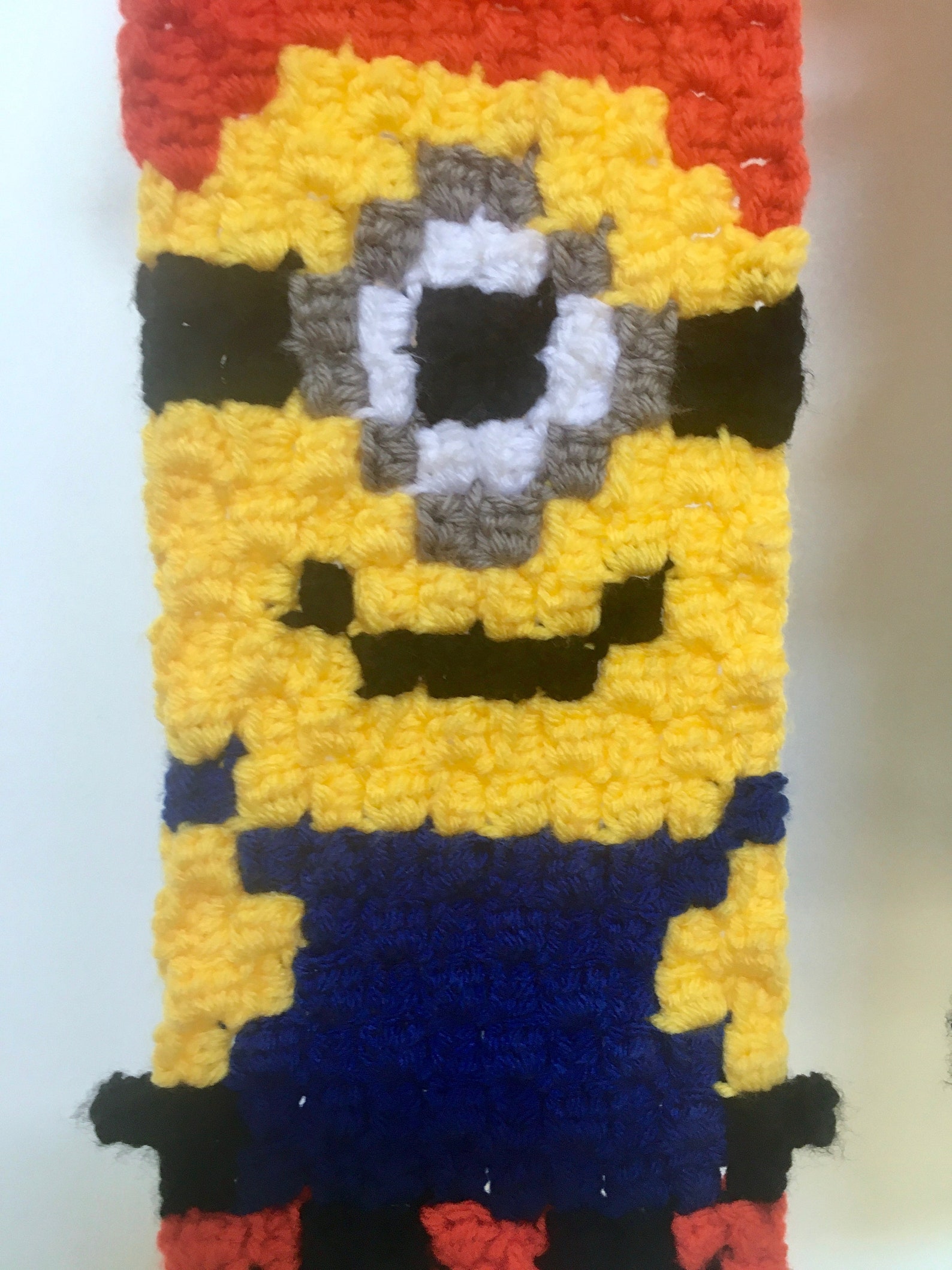 Crochet C2C Minion Vs Evil Minion Scarf Pattern - Etsy