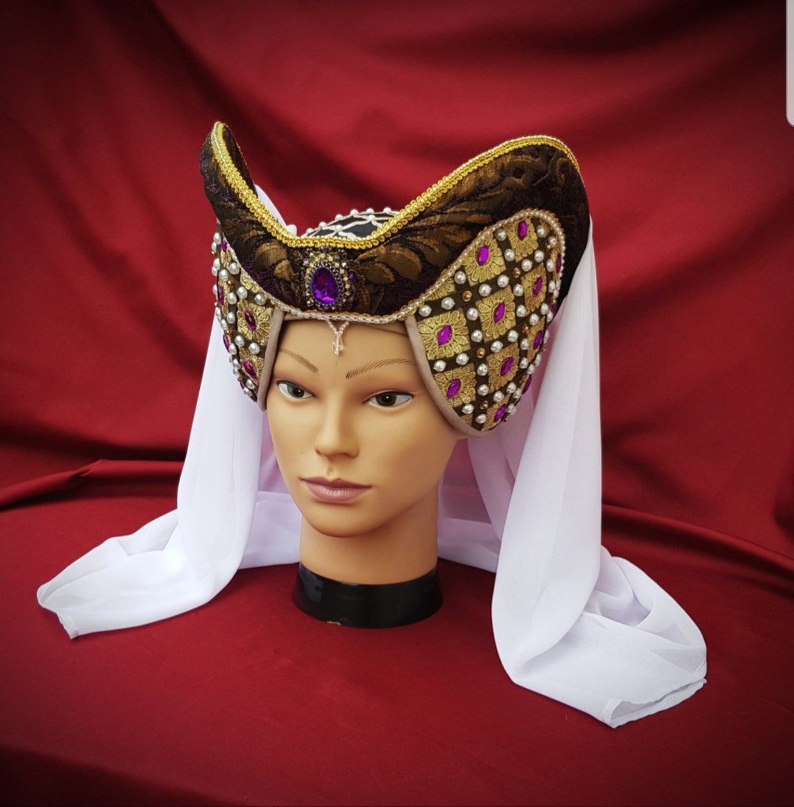 Medieval Renaissance Tudor Headpiece/ Medieval Headdress/ Escoffion ...