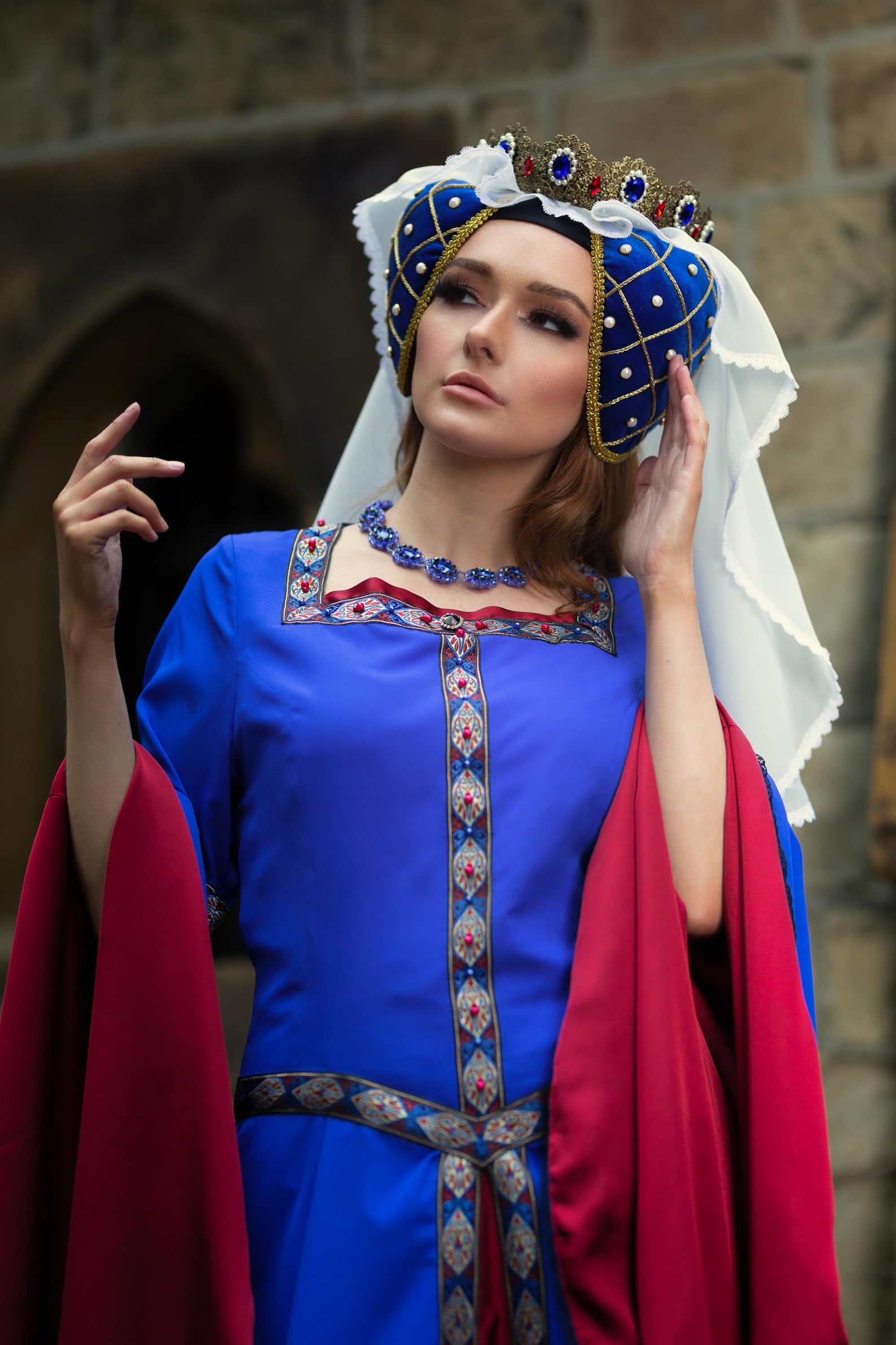 Medieval Renaissance Tudor Headpiece Headdress Escoffion Escoffin ...