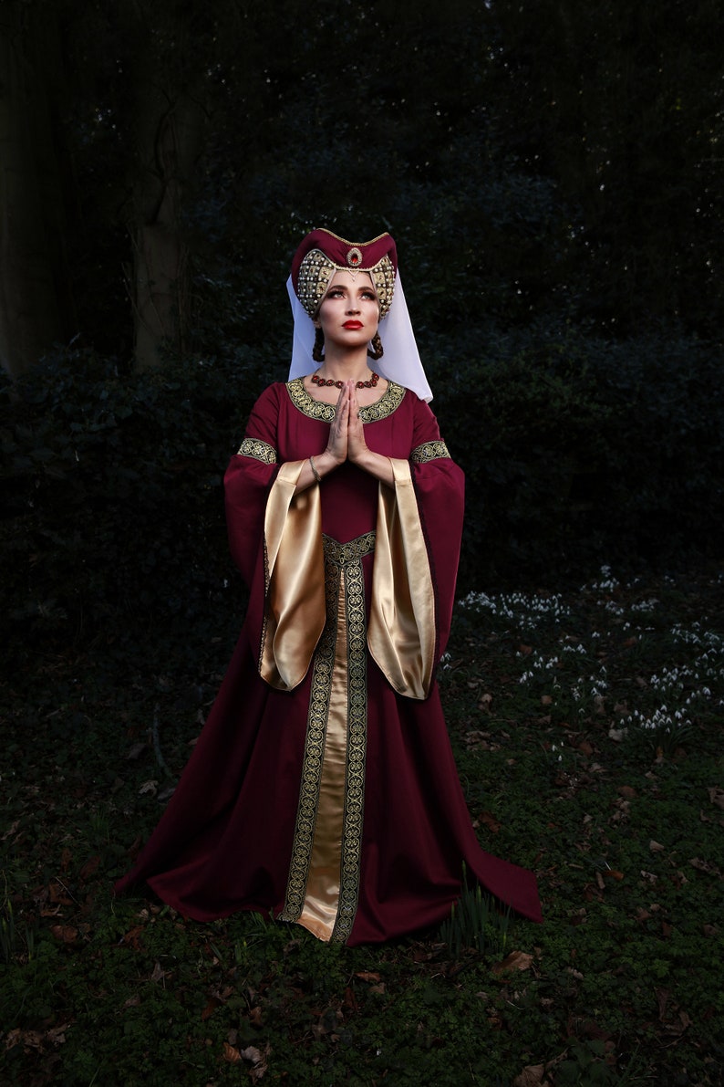Fantasy Larp Medieval Dress/renaissance Princess/burgundy Red/tudor ...