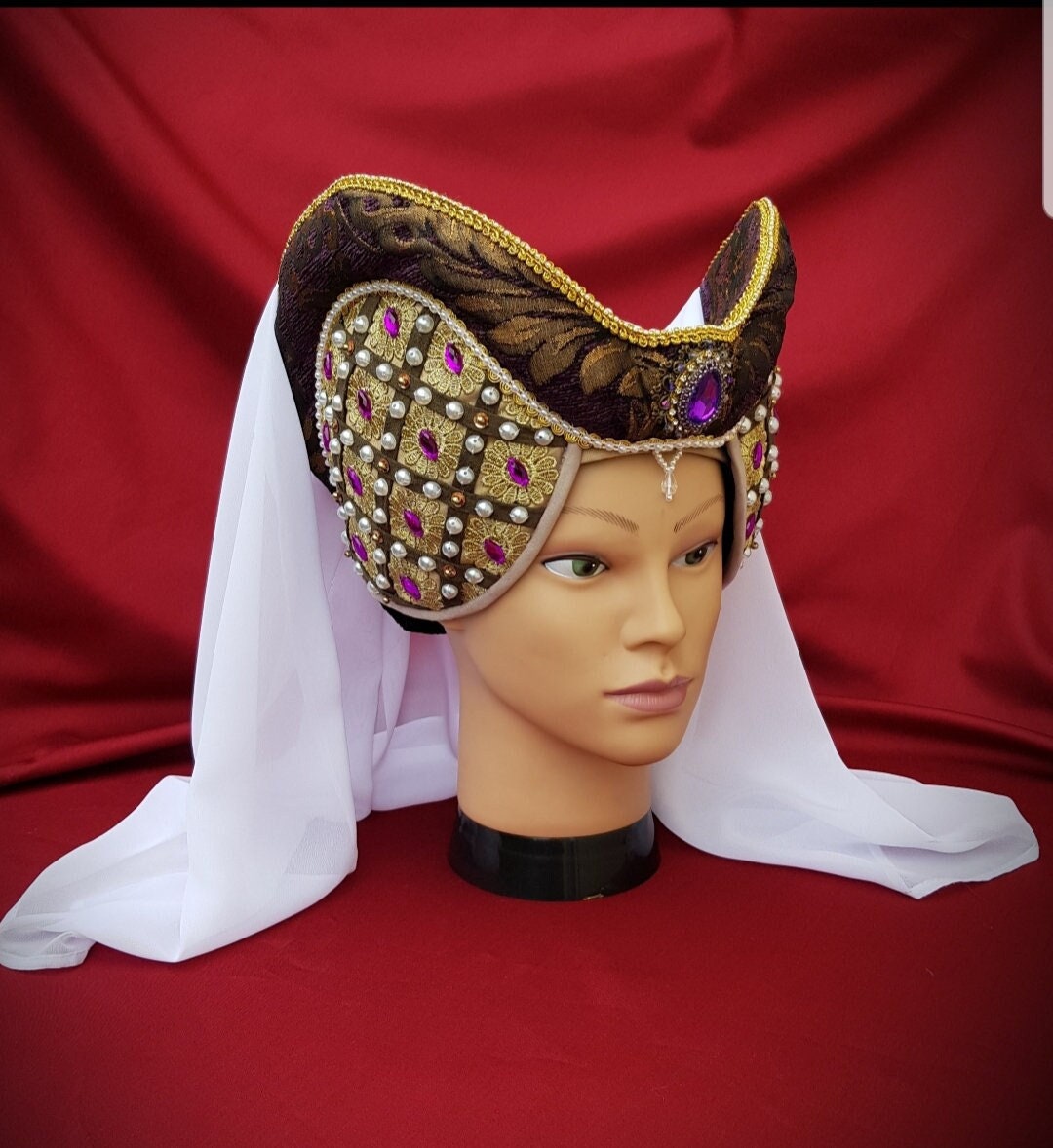 Medieval Renaissance Tudor Headpiece/ Medieval Headdress/ Escoffion ...