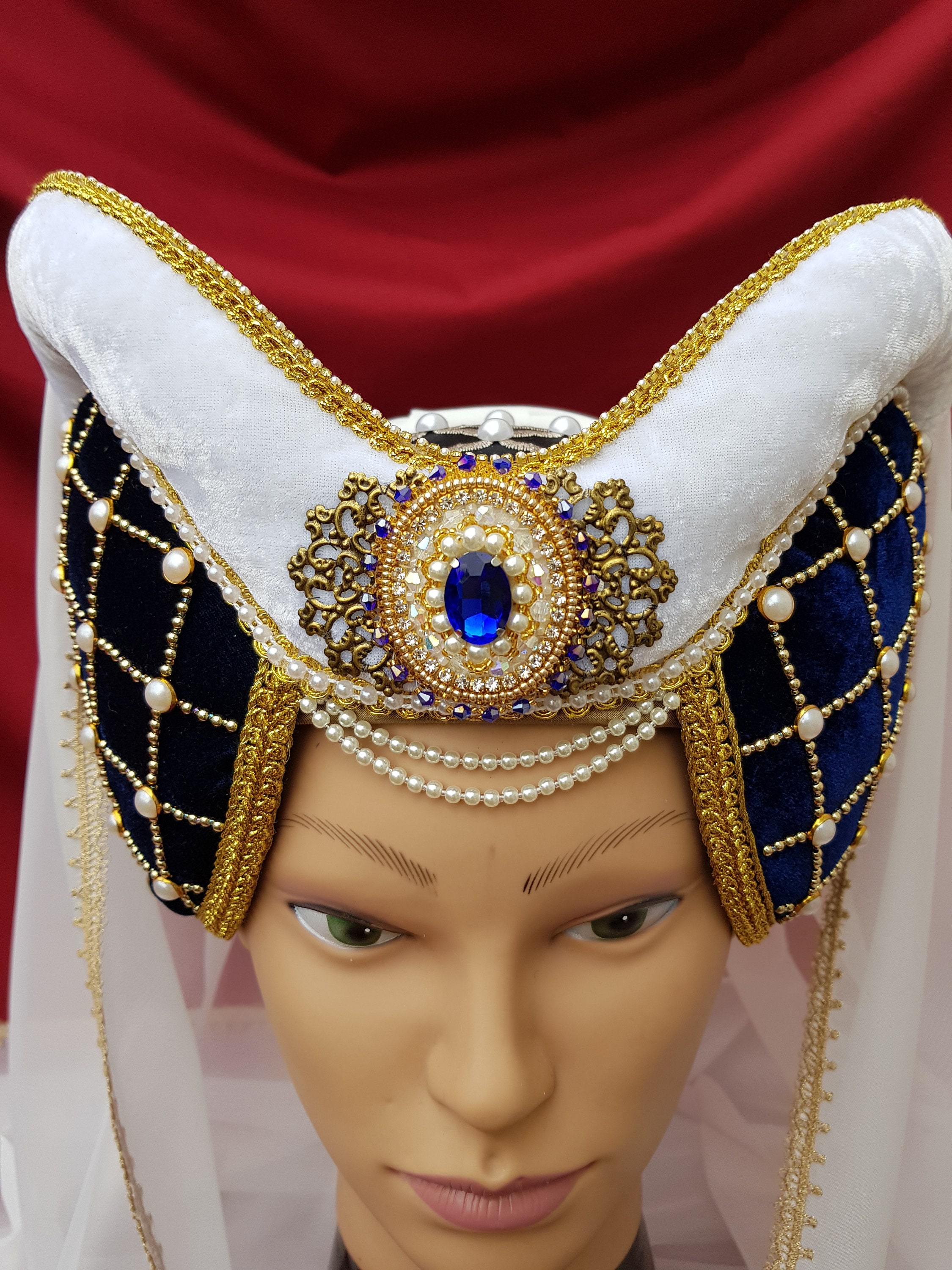 Medieval Renaissance Tudor Headpiece/ Medieval Headdress/ Escoffion ...