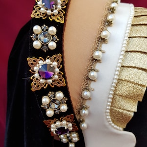 Medieval Renaissance Tudor Headpiece/ Medieval Headdress/ Escoffion ...