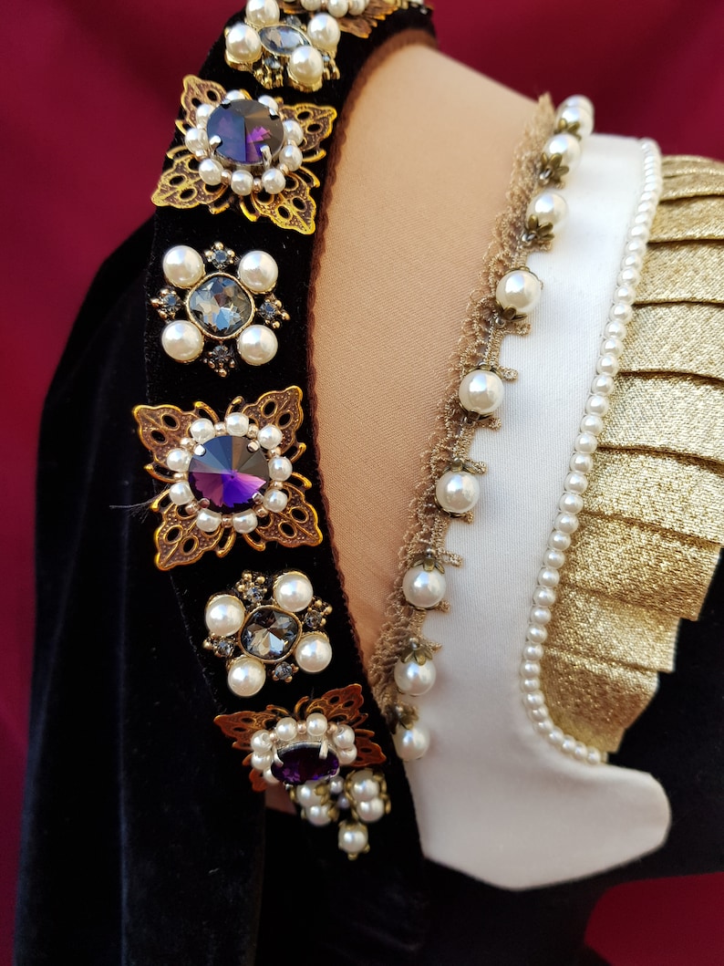 Medieval Renaissance Tudor Headpiece/ Medieval Headdress/ Escoffion ...