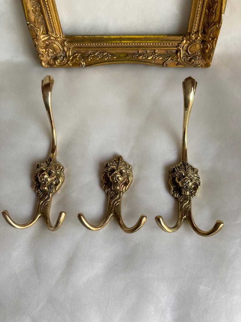 Old Brass Lion Head Wall Hooks Set of 3 - Etsy