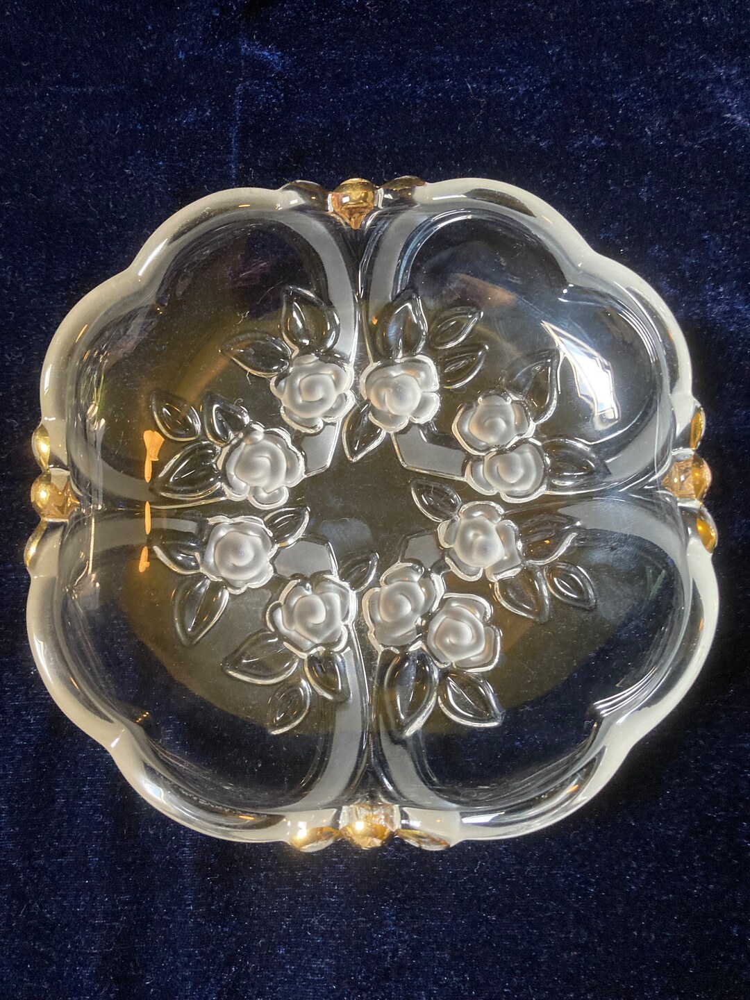 Glass Bowl With Satin Matte Flowers. - Etsy