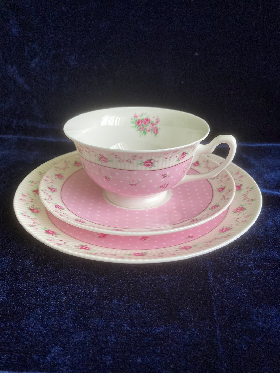Dora Paris Easy Life Pink Roses Polka Dot Stripes Roses Teacup ...